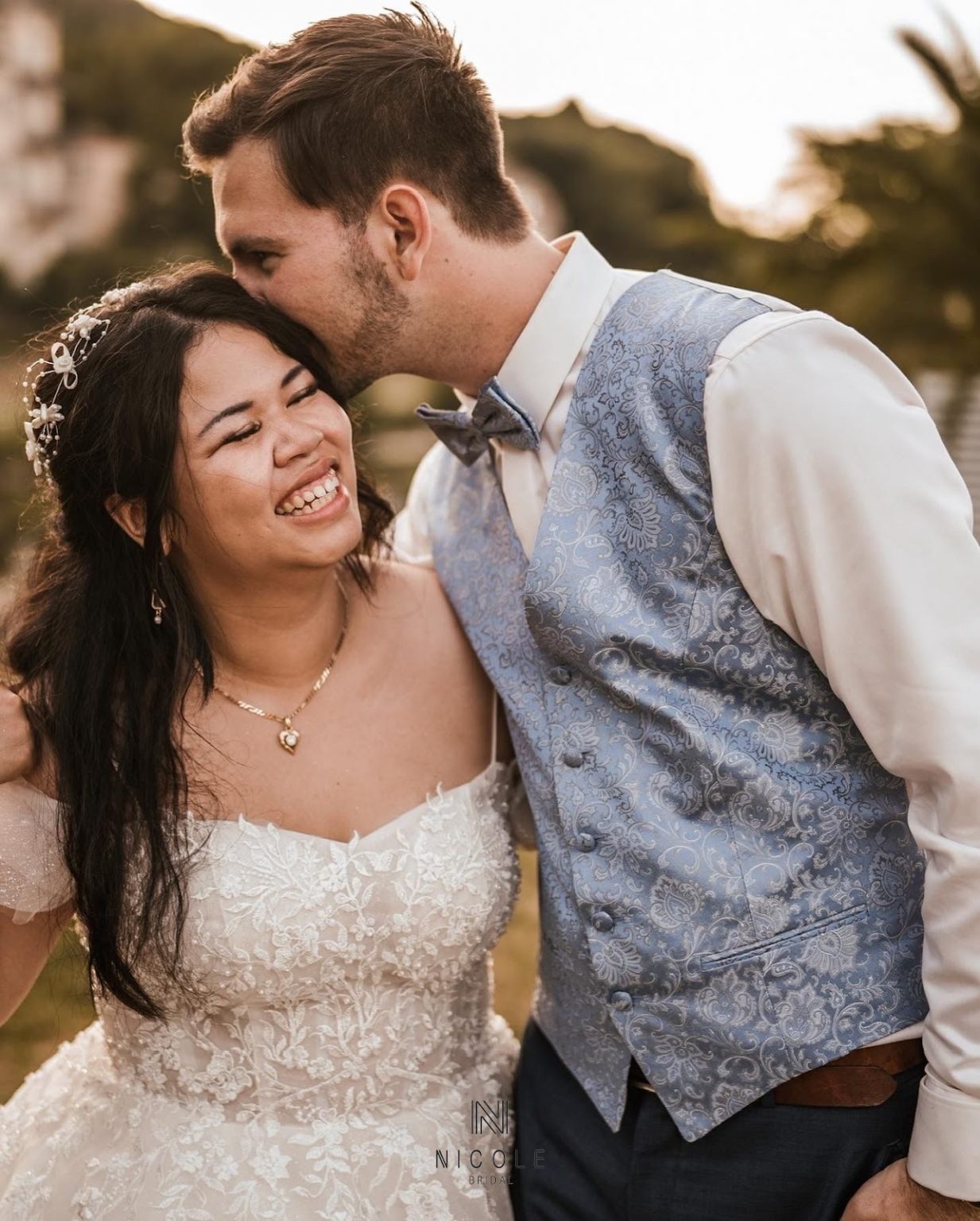 Bride Anh Nguyen (Germany) and the story of her wedding dress with ...