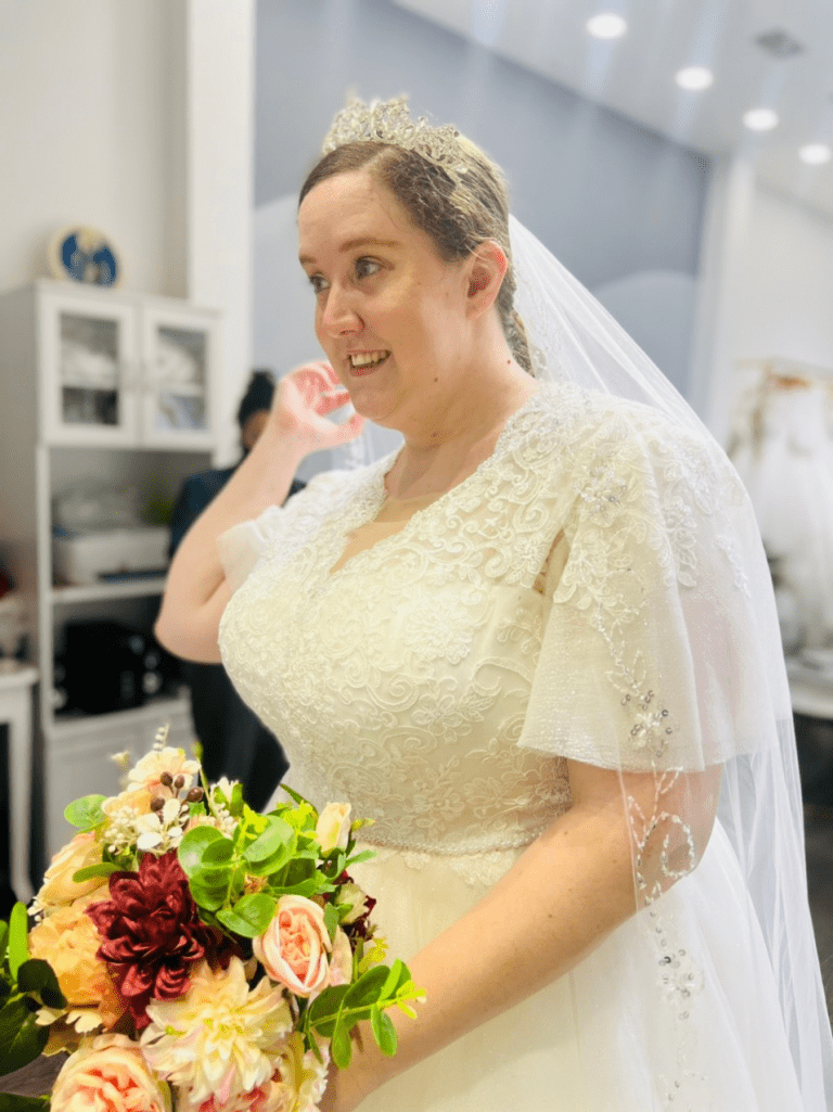 Tailoring experience of the chubby bride: Erase the worries of the big ...